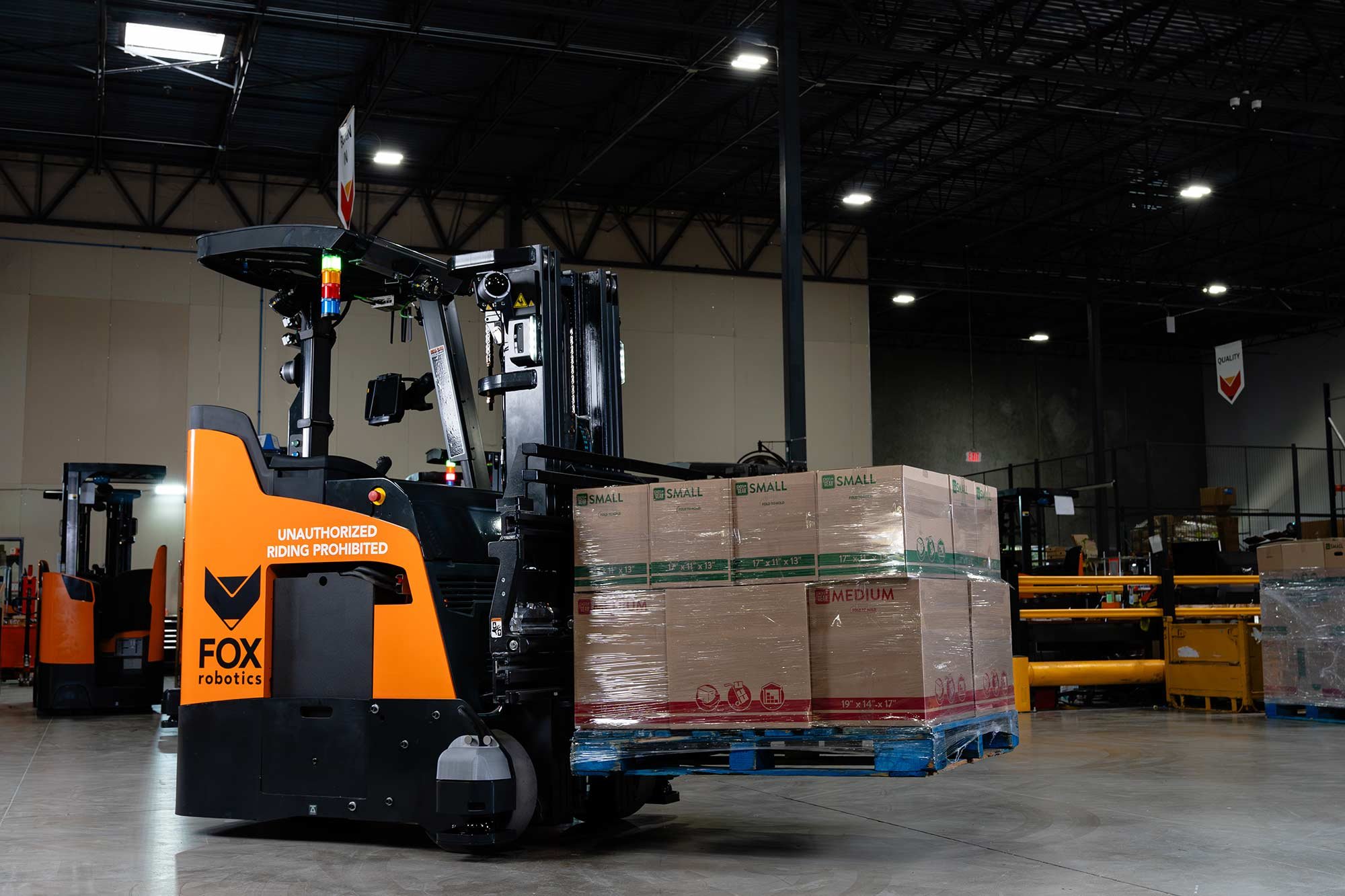 Robotic Forklifts For Safer, Efficient Workflows | Fox Robotics