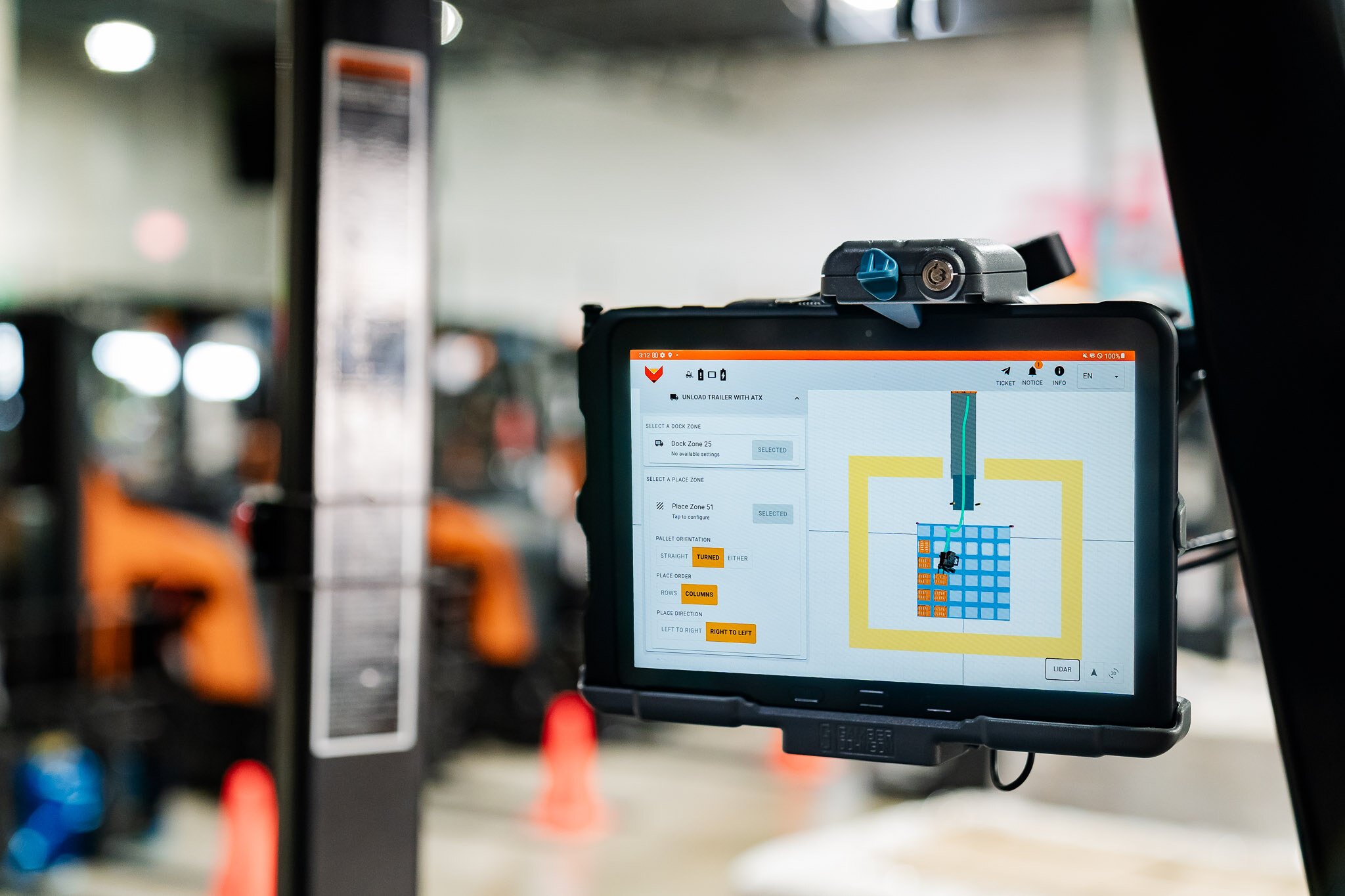 Automated Trailer Loading & Unloading | Safe FoxBot Technology